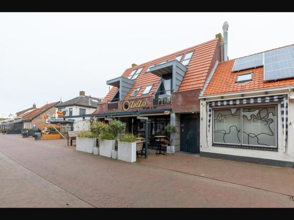 Holiday Home In Zoutelande With Balcony - Oostkapelle