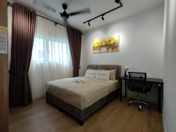 Fa'z Roomstay D'alanis - Sepang