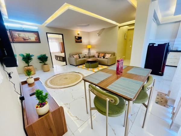 Skyhigh Luxuria Near Airport Spacious Citycenter - Dźajpur