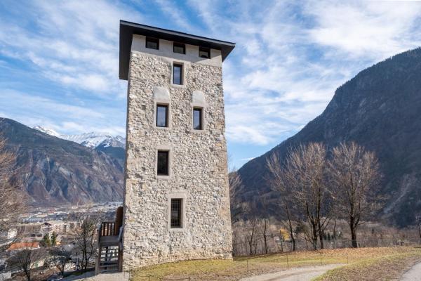 Tour De La Fournache - Saint-Jean-de-Maurienne