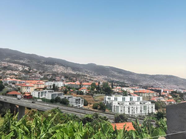 Charming House In Funchal With Sea View - Funchal