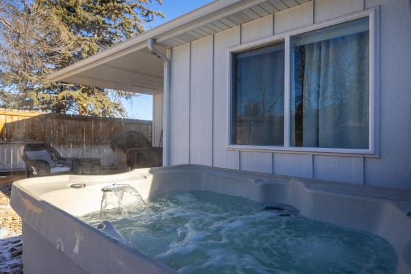 Urban Charm Nest - Rapid City, SD