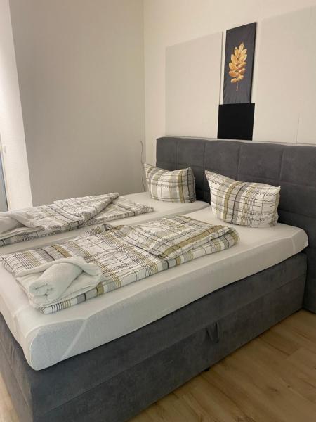 Goldstar Hotel Hannover - Burgdorf