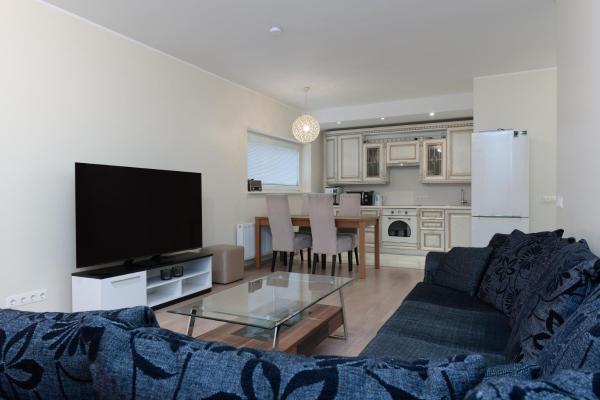 Padriku Apartment With A Balcony,near To Central,self Check In 24 7,free Parking - Tallinn