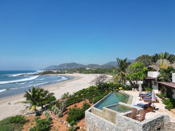 Casa Punta Ballena - Michoacán