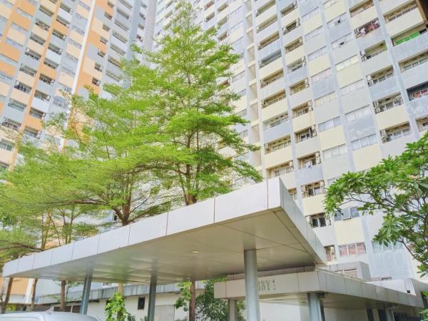 The Royale Sentra Tower Kuning Powered By Cocotel - Bekasi