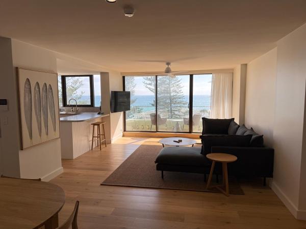 La Pacifique Apartments - Currumbin Wildlife Sanctuary