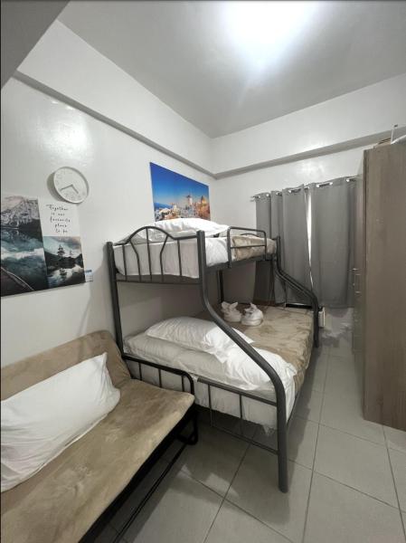 Poea Mega Mall Wifi Netflix - Makati