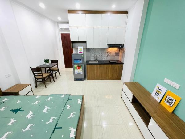 Parkside Retreat In Hanoi - Hanoi