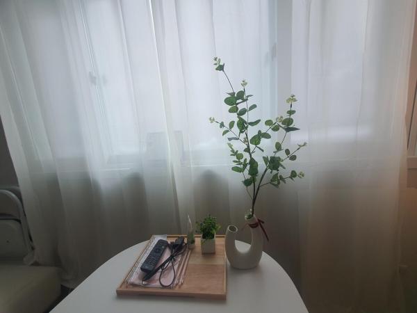 Moonstay A Space For Quiet Relaxation In Suwon # Free Netflix # Hotel Bedding - South Korea