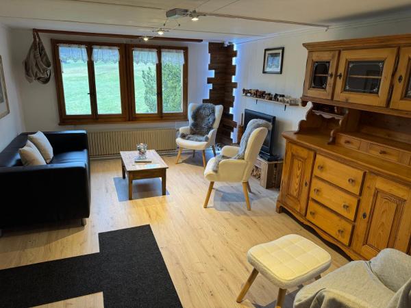 Enzian 4 Zi Ferienwohnung In Landhaus - Frutigen