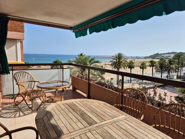 At037 Els Pins, Primera Línea, Piscina, Vistas - Torredembarra