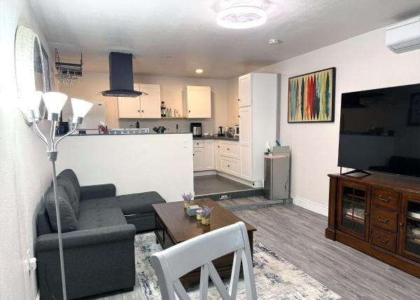 The Surf Retreat - Camarillo, CA