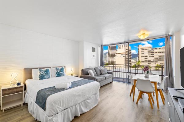 Ilikai Marina Studios - Honolulu