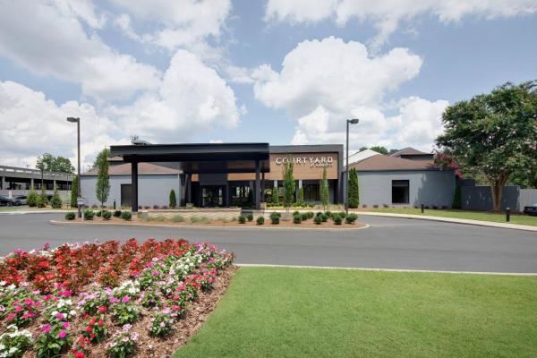 Courtyard By Marriott Atlanta Windy Hill/ballpark - Marietta, GA