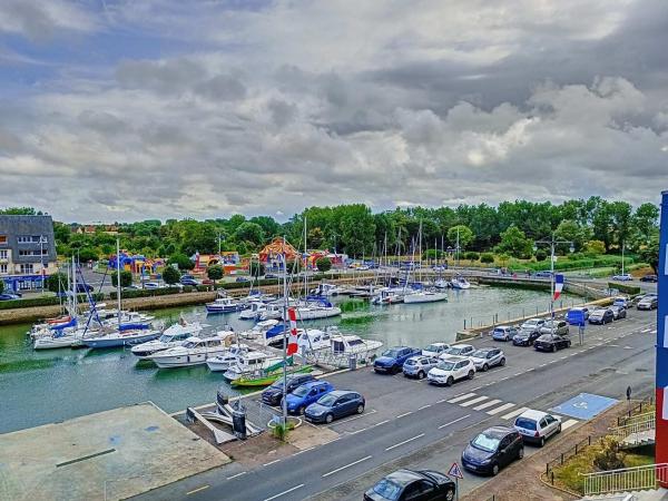 Charmant Studio à Courseulles-sur-mer Avec Wifi Et Parking - Fr-1-746-27 - Saint-Aubin-sur-Mer