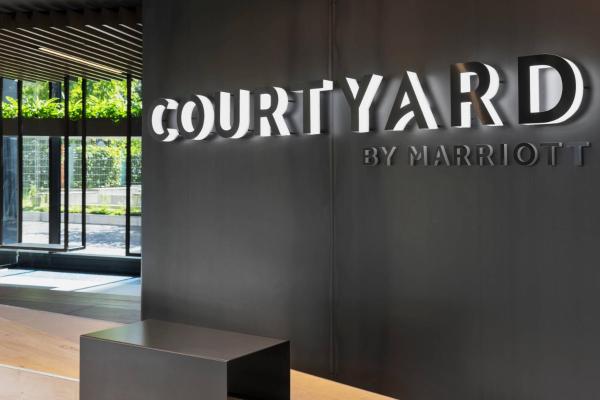 Courtyard By Marriott Freiburg - Freiburg