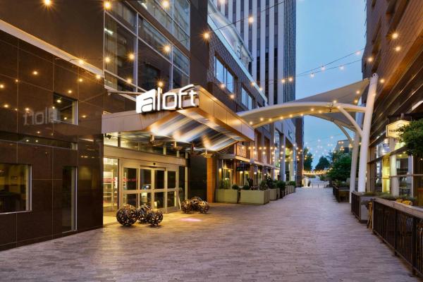 Aloft Greenville Downtown - Blue Ridge Mountains