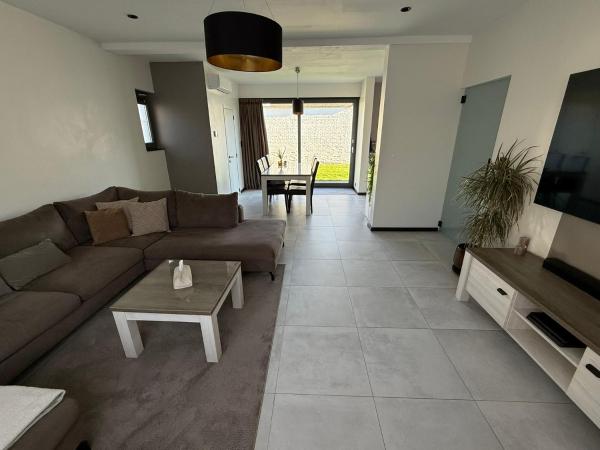 The Elegant Escape - Malines