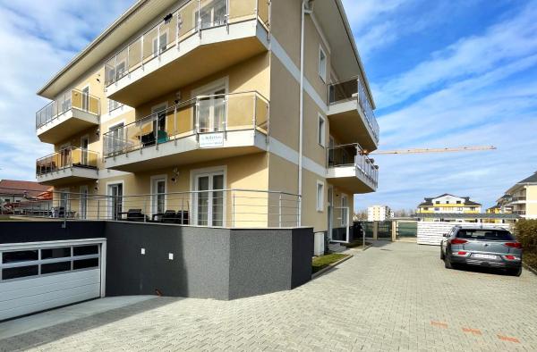 Bella Vista Red Apartment - Brașov