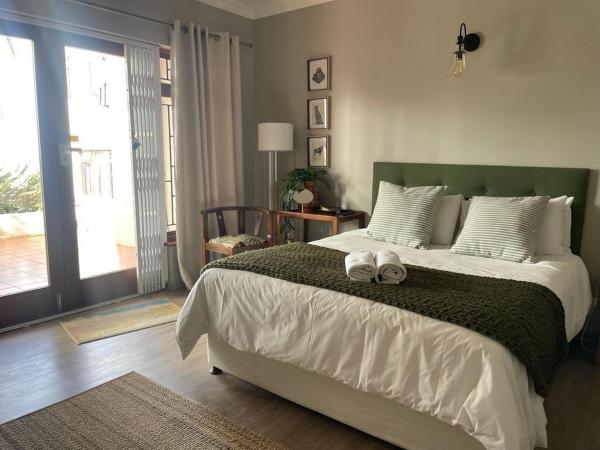 Lazydaze Super And Tubes - Jeffreys Bay