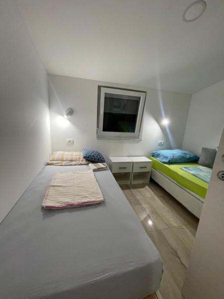 Vila White Pearl - Vir