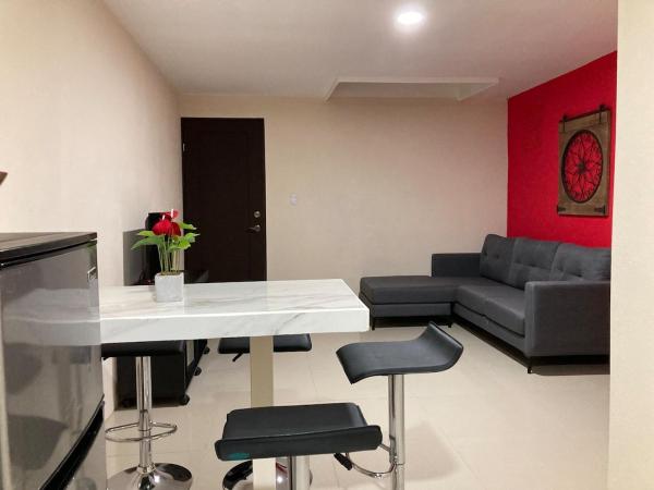 Hospedaje Ana Lu 3, Only 10 Minutes From Airport, - La Garita