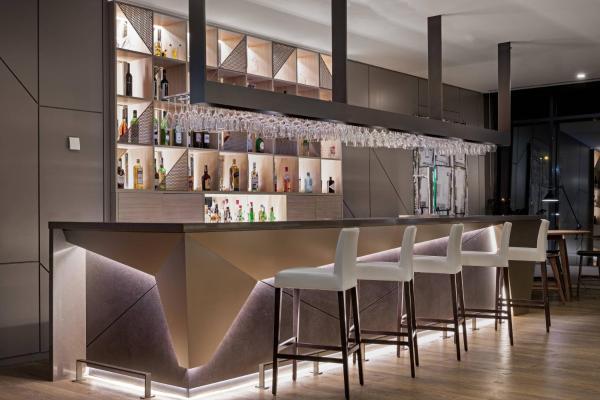 Ac Hotel Porto By Marriott - Gandra