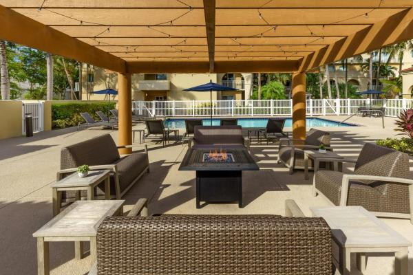 Courtyard By Marriott Fort Lauderdale North/cypress Creek - Fort Lauderdale