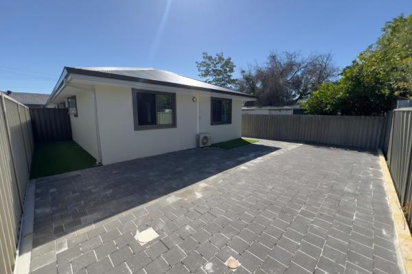 B3 Near Airport - Cozy Home, Walk To Shops & Eats - Ascot