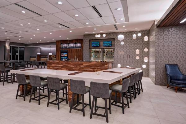 Courtyard By Marriott Houston Sugar Land/lake Pointe - Sugar Land, TX