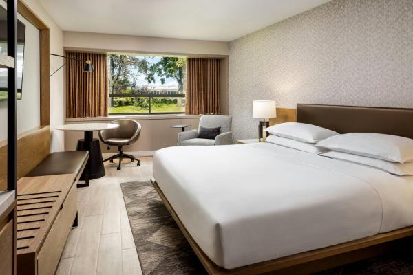 Sheraton Montreal Airport Hotel - Pointe-Claire