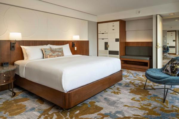Metropolitan Hotel Vancouver - Horseshoe Bay
