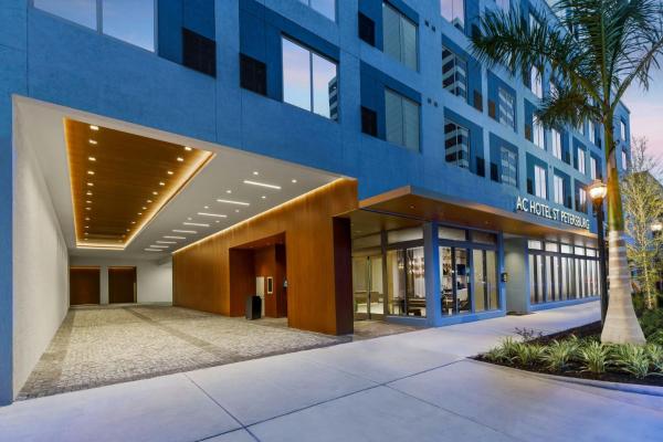 Ac Hotel St Petersburg Downtown - St. Petersburg, FL