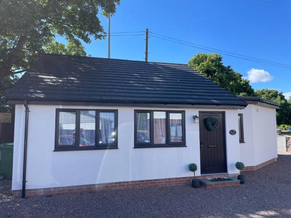 Blackberry Cottage - Cosy Autumn Getaway In Cardiff - Cardiff