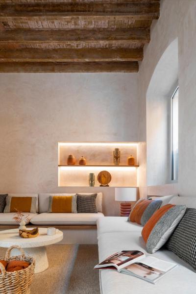 Calma Places - Om Home Triana - Seville, Spain