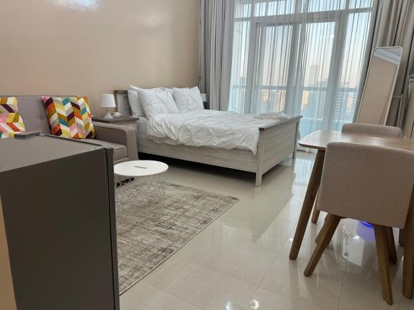 New Studio In Sharjah Superb Location - Sharjah
