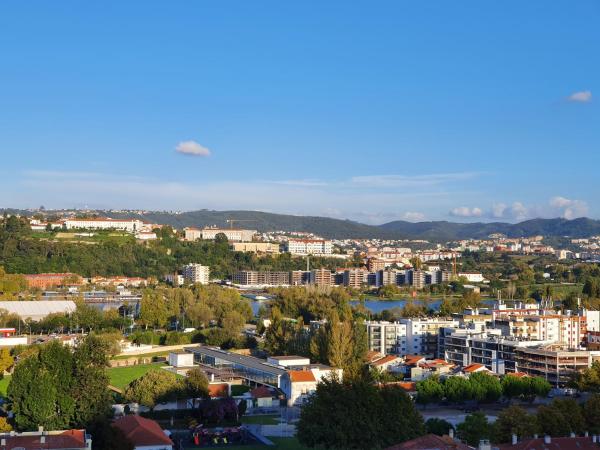 Coimbra's Gray & White - Coimbra
