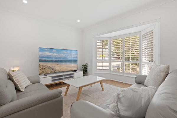 Stylish 3-bed House Close To Attractions - Glenelg