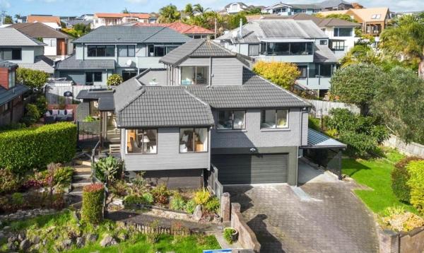 A Home Away From Home - Bucklands Beach Luxury 3-bedroom Garden Villa - Auckland