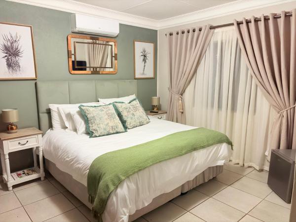Private Room Skyfall Country Estate - Polokwane