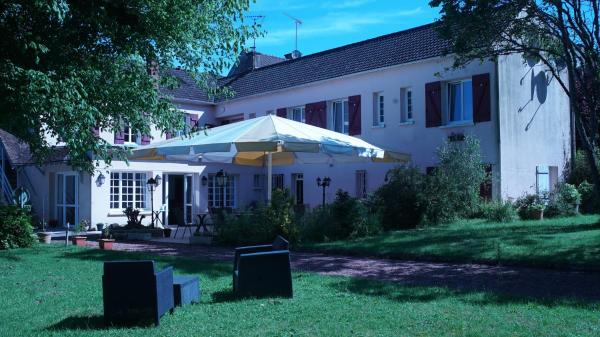 Hôtel Les Fleurs - Yonne