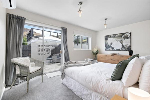 Roomy 2 Bedroom Property - Queenstown, New Zealand