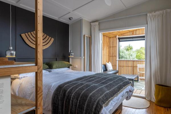 Little Oneroa Beach Studio - Waiheke Island