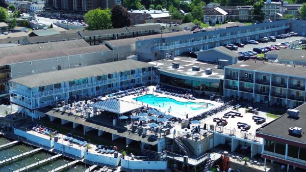 Georgian Lakeside Resort - Lake George, NY
