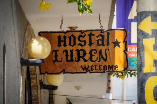 Hostal Luren - Parking - Nazca