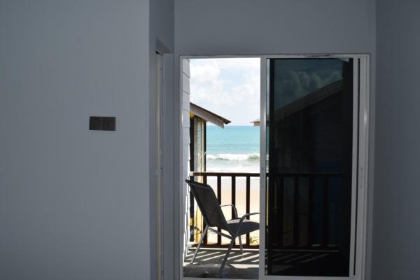 Beach Shack Loft Side Seaview - Tioman Island