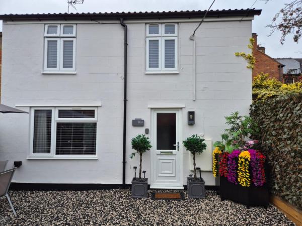 Rugby Coach House, Central Location, 5 Star Rating - Lutterworth