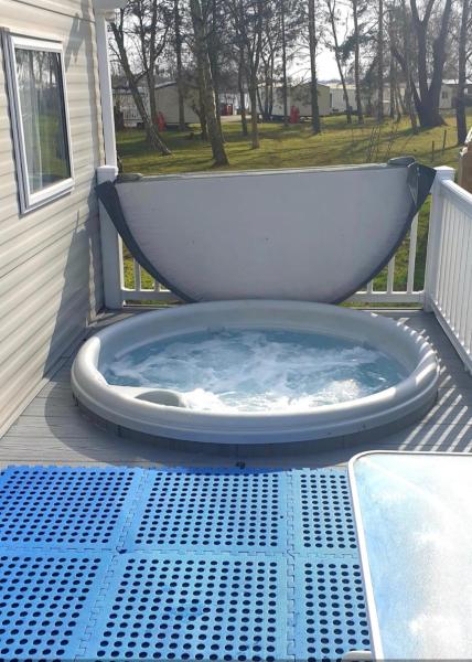 J S Retreats @ Tattershall Lakes - Woodhall Spa