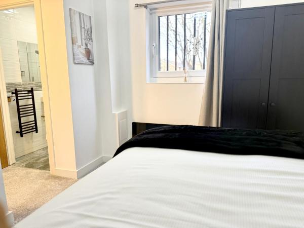 Auracasa Monarch Suite - Manor Park - London